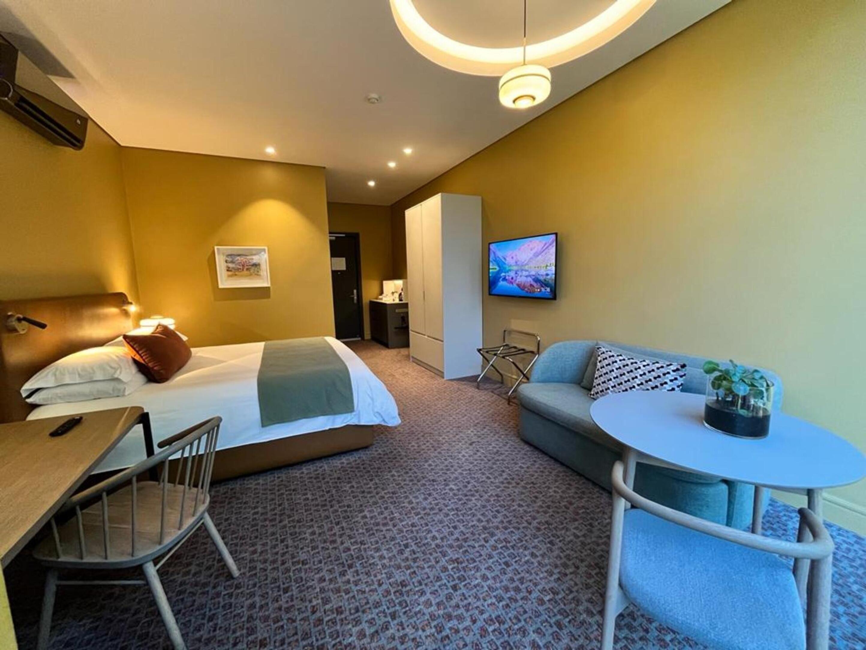 HOME SUITE HOTELS ROSEBANK JOHANNESBURG - BOOK 4-STAR ACCOMMODATION IN ...